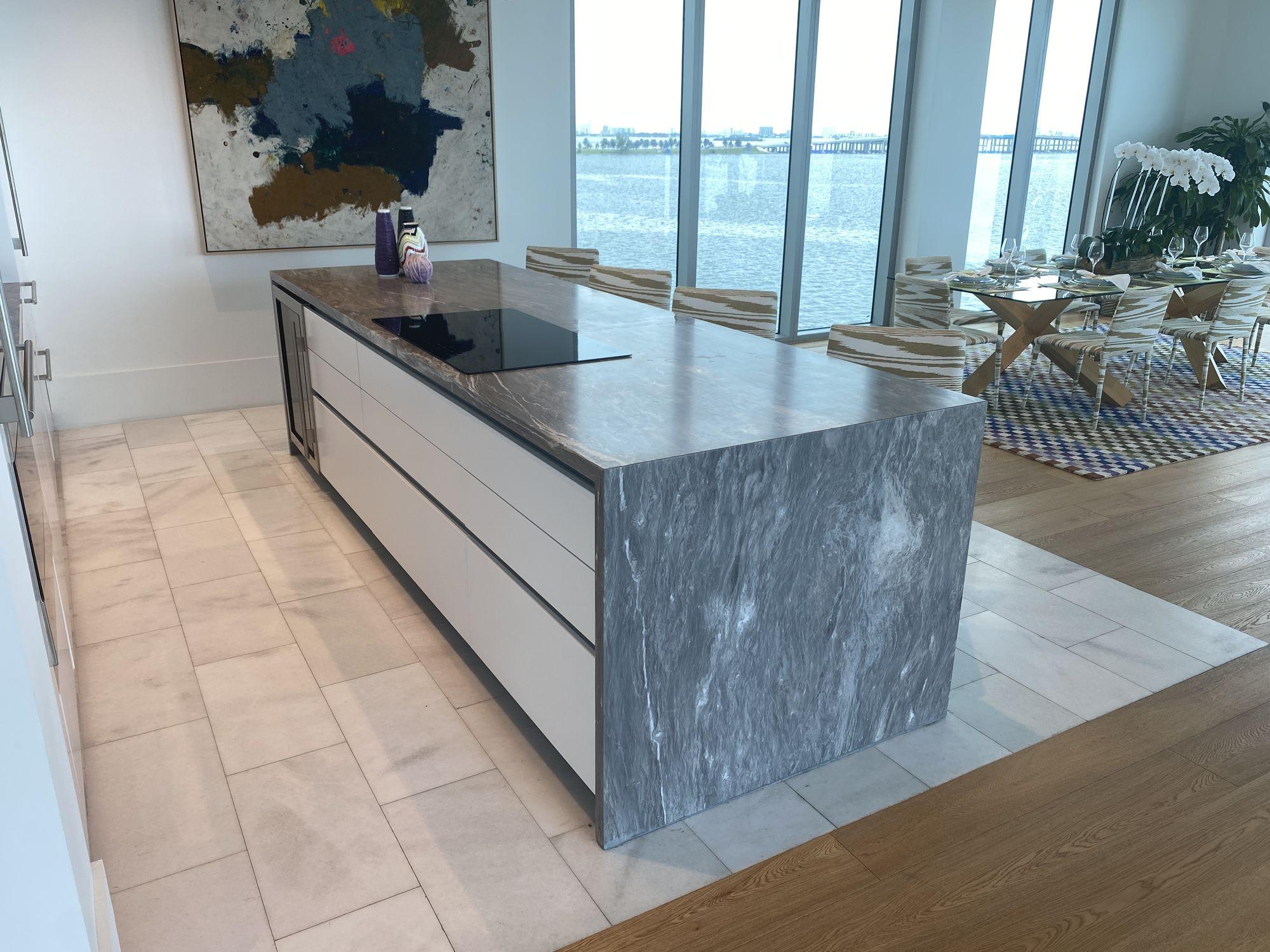 North Sky Marble | Field Tile, Mosaic & Molding, Featured Tile, Large ...